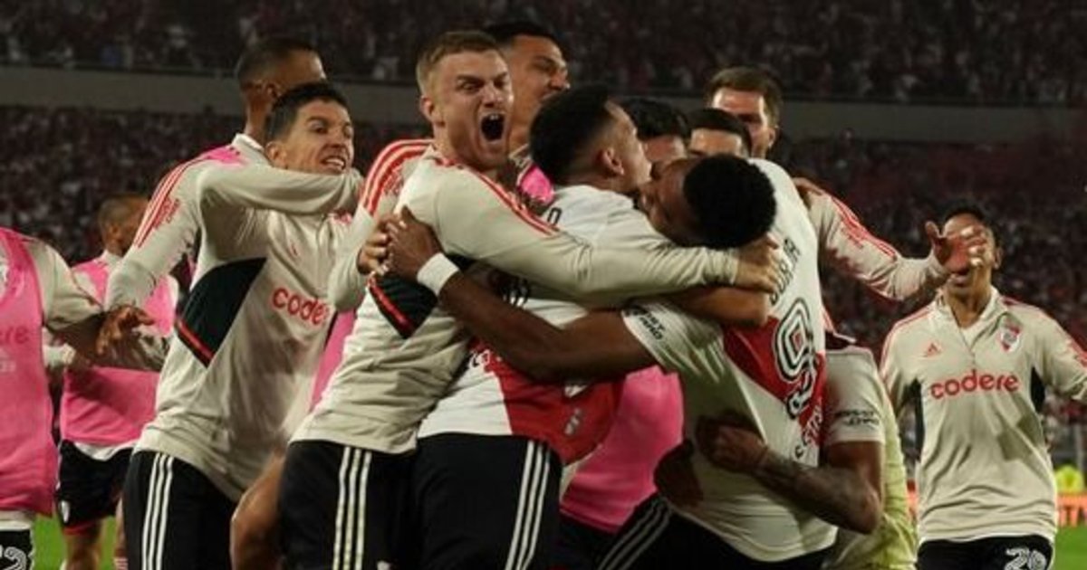 En Un Superclásico Caliente Y Polémico River Le Ganó A Boca En El